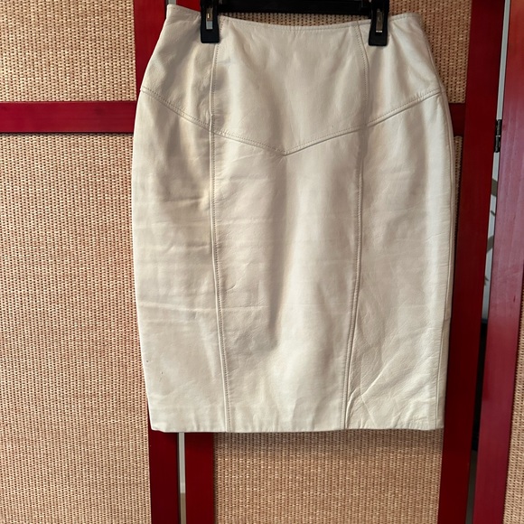 Byrnes&Baker | Skirts | Vintage Beautiful White Leather Skirt Size ...